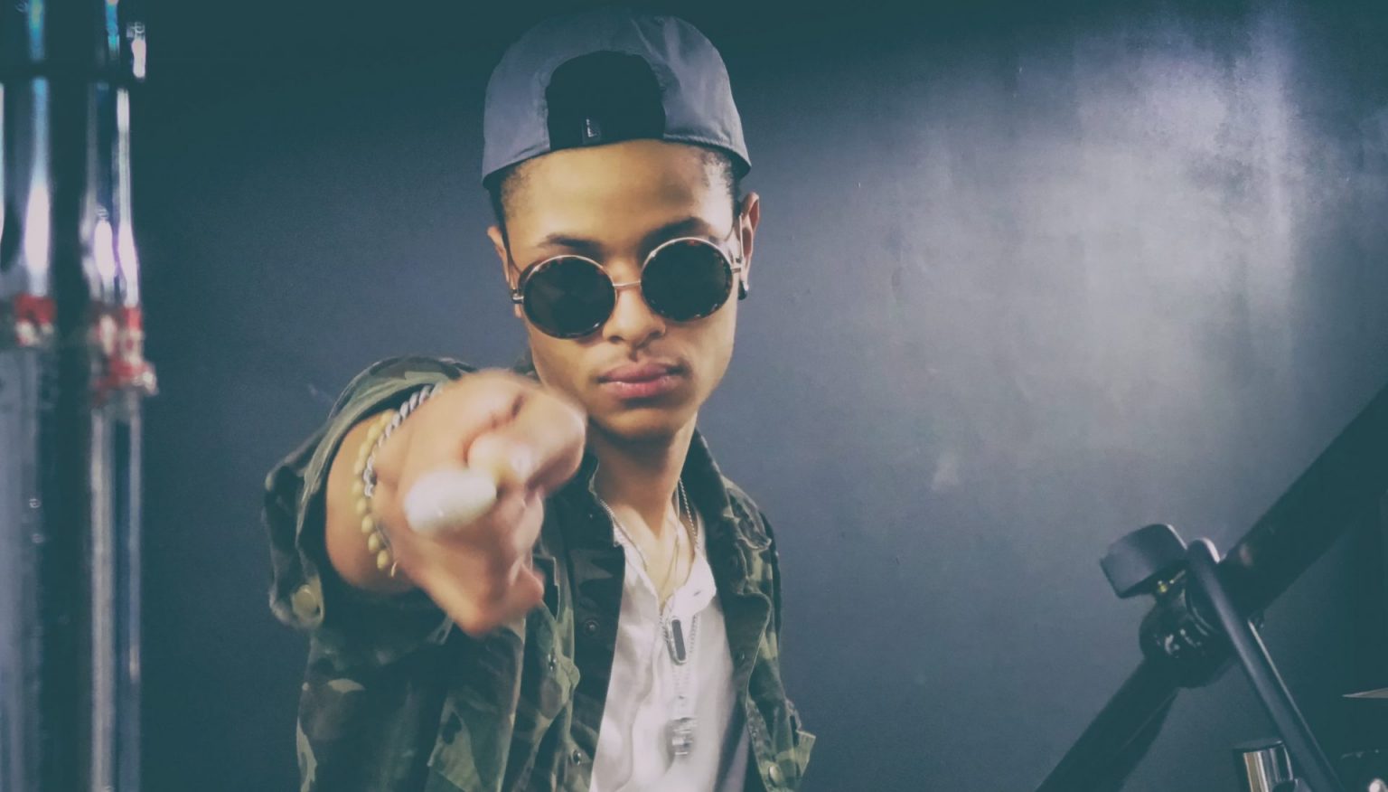 How to make a beat in GarageBand for beginners